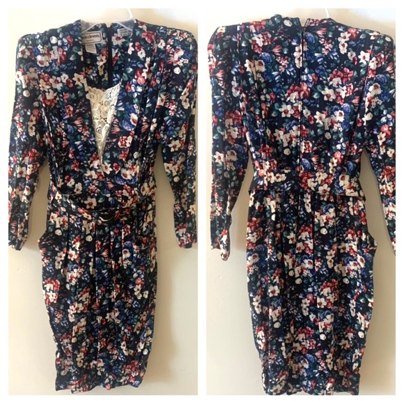 karin stevens | Dresses | Karin Stevens Vintage Floral Lace V Detail ...